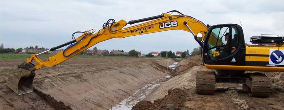 Ulrich - Excavator Booms And Attachments - Telescopic Dipper ...