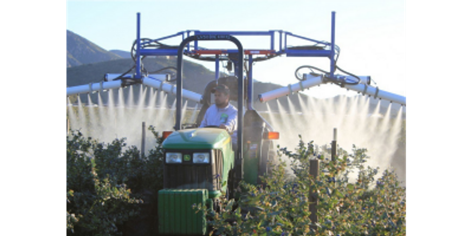 100 Gallon - Blueberry Sprayers - Two Row Blueberry Sprayer By On ...