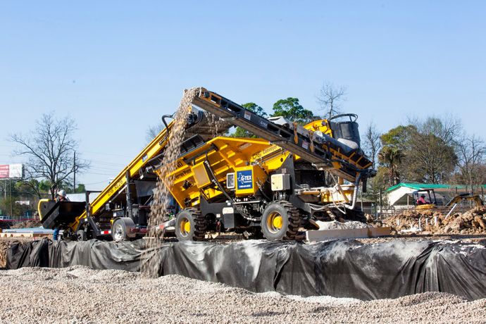 CAS - AT7 - Slinger Equipment - All-Terrain Conveyor System ...