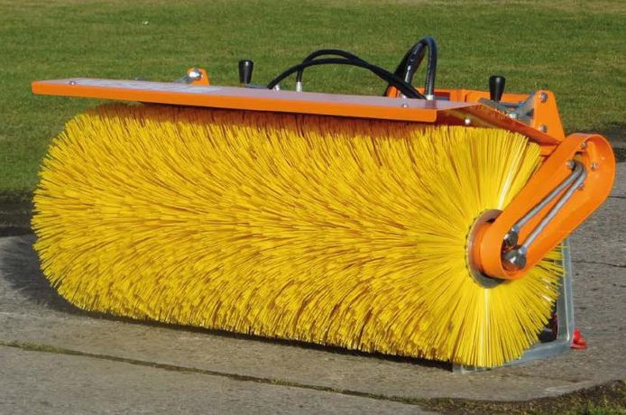 GMR Maskiner - HF 1000-1300 LBO - Stensballe - Sweeper Equipment ...