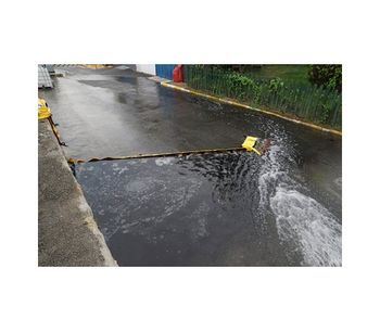 Water-Gate WX Temporary Water Diversion Mobile Barrier