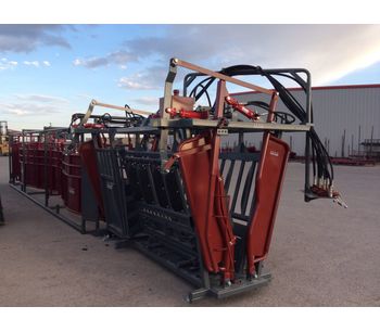 Bullmaster - Cattle Handling Equipment - Hydraulic Chutes