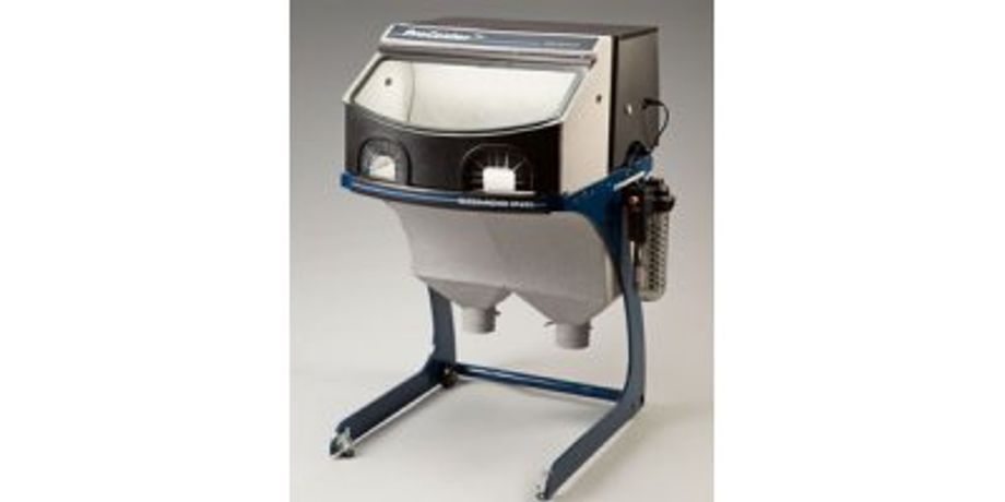 Comco Procenter Plus™ Combined Workstation And Dust Collection System