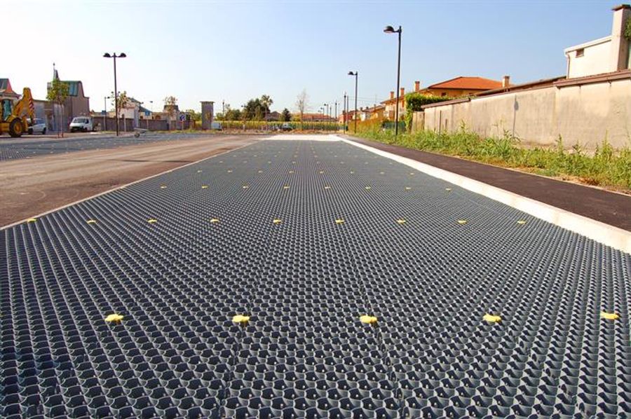 SALVAVERDE - Green - Grass Grid For Walkable And Drivable ...