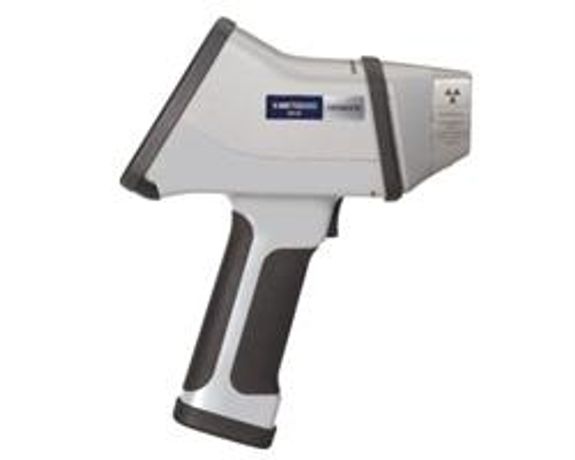 Hitachi High-Tech X-MET8000 Optimum, Smart, Expert Handheld XRF Analyzer