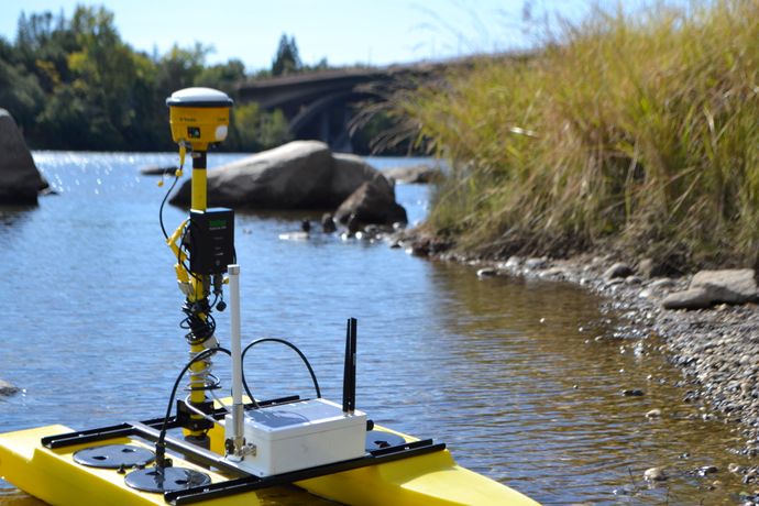 Seafloor Systems Hydrone Unmanned Surface Vessel