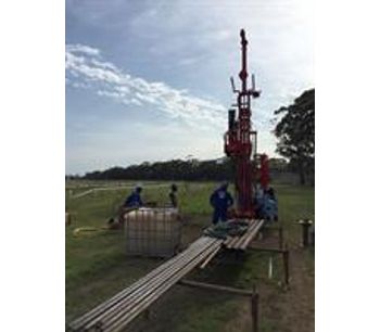 Comacchio GEO 305 Hydraulic Drilling Rigs