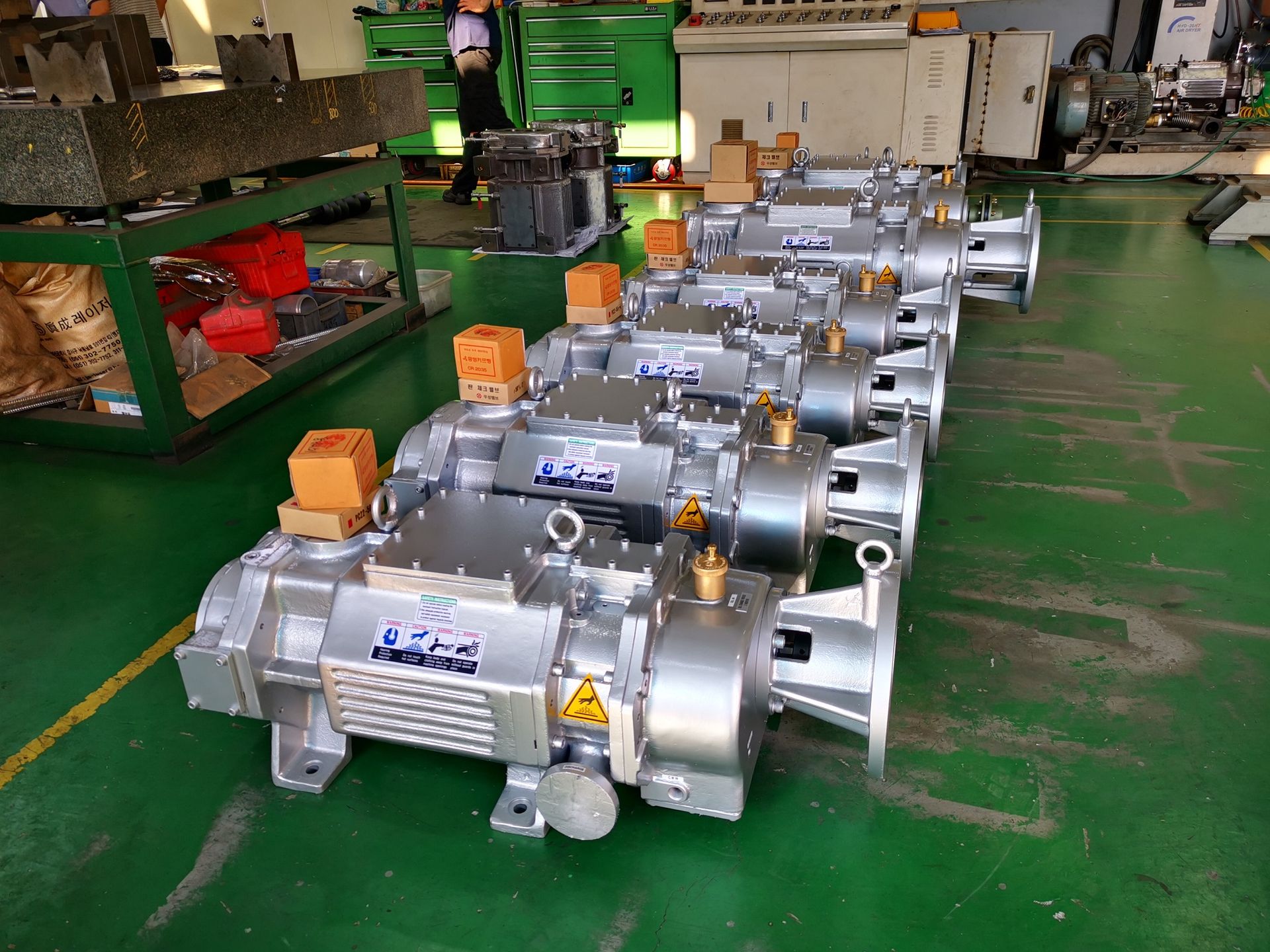 VPS - C450 - Booster / Dry Screw Vacuum Pumps By Beijing VPS Technology ...