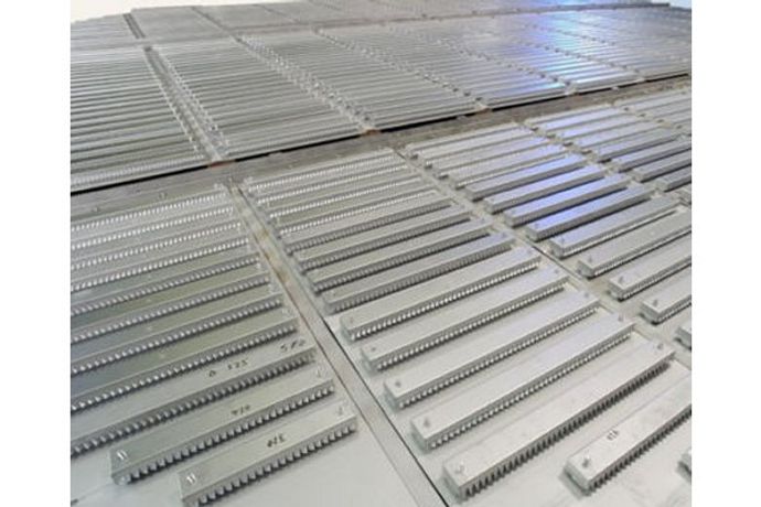 THORMANN - Trays - High Performance Trays - Tray By Koch-Glitsch, LP