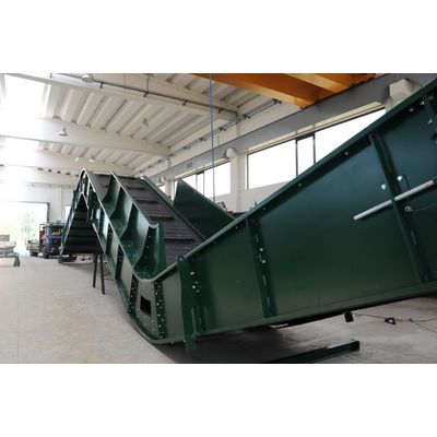 Toso TAX Type Slap/Apron Conveyor